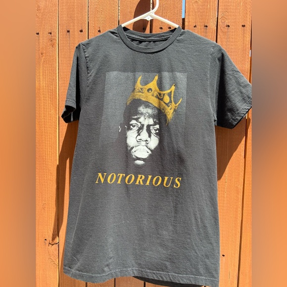 The Notorious B.I.G. | Shirts | Vintage Black Gold Notorious ...